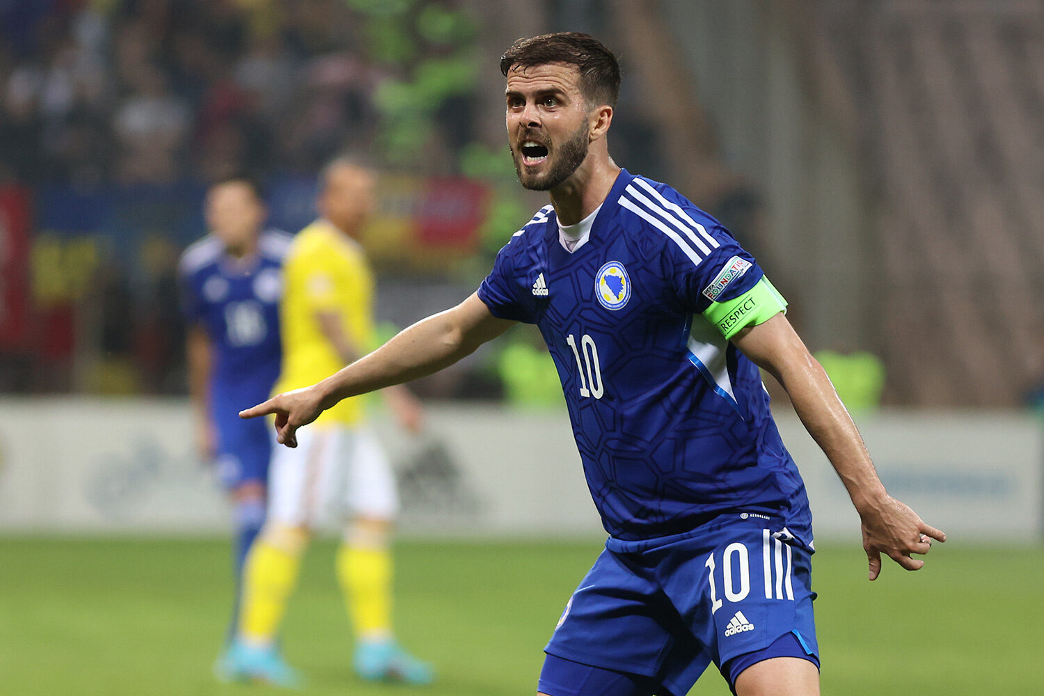 Miralem Pjanić se vraća u svoj bivši klub Miralem Pjanić se vraća u svoj bivši klub
